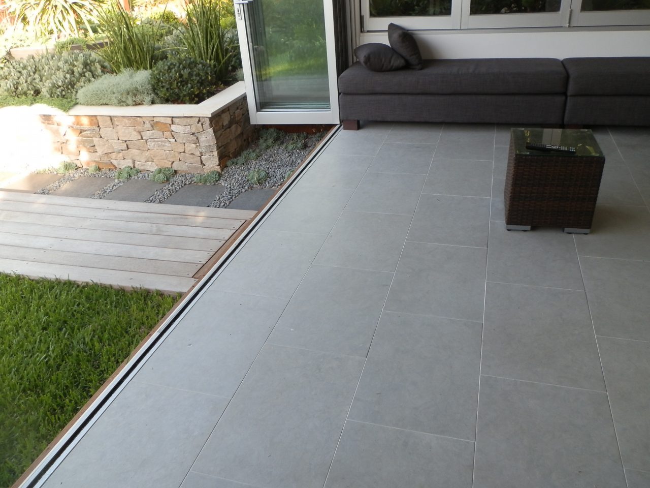 White Stone Pavers | Stone Pavers Sydney | Pacifico Stone