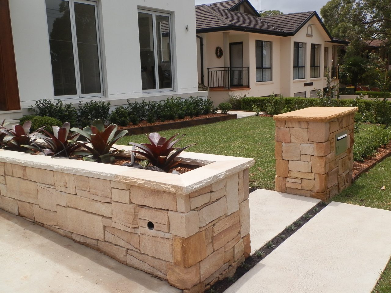 Project Galleries – Garden Stone Features - Pacifico Stone