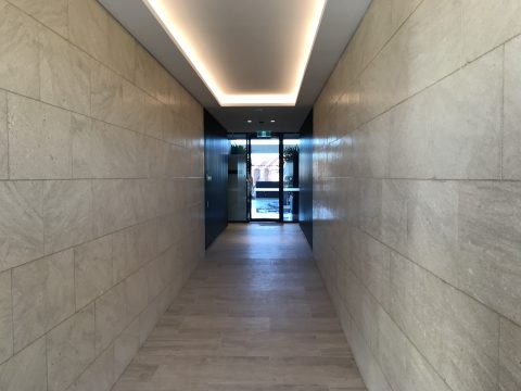 Project Galleries – Rock Wall Feature - Pacifico Stone